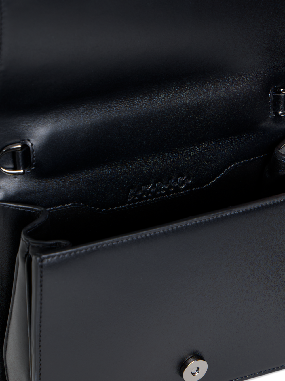 Akris | Ready-to-Wear | New Handbags – Akris Inc.